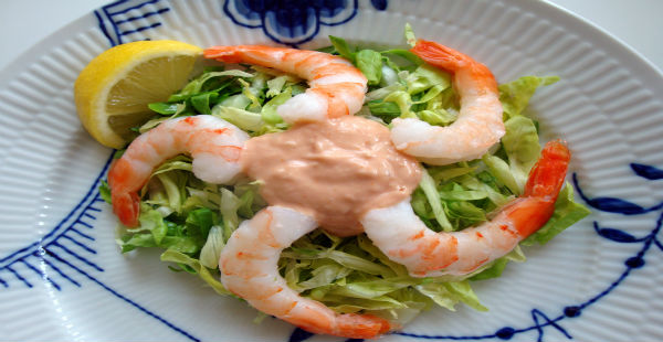 Smoked salmon, prawn and cucumber mousse